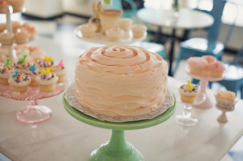 A Sweet Stop | Devon Rachel